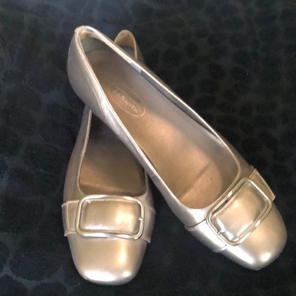 Talbots | Shoes | Metallic Gold Flats | Poshmark